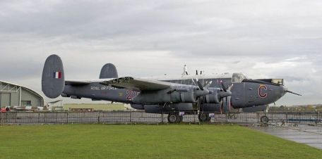 Avro Shackleton: Photos, History, Specification