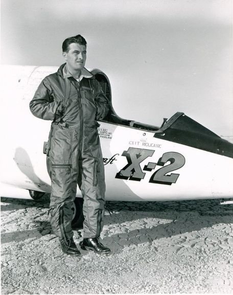Bell X-2 (Starbuster): Photos, History, Specification