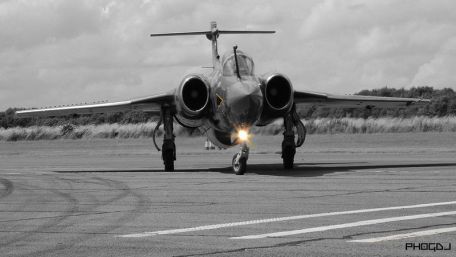 Blackburn Buccaneer: Photos, History, Specification
