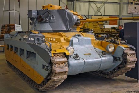 Canal Defence Light (CDL): Photos, History, Specification
