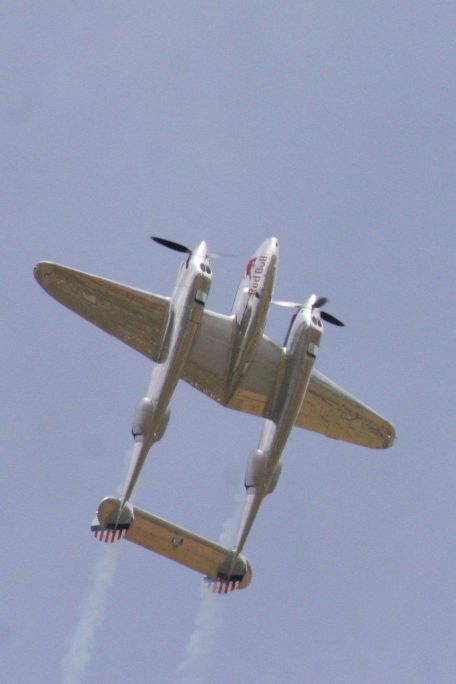 Lockheed P-38 Lightning: Photos, History, Specification