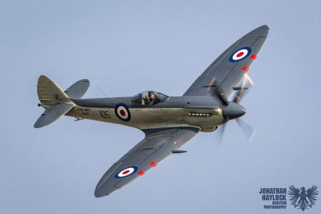 Supermarine Seafire: Photos, History, Specification